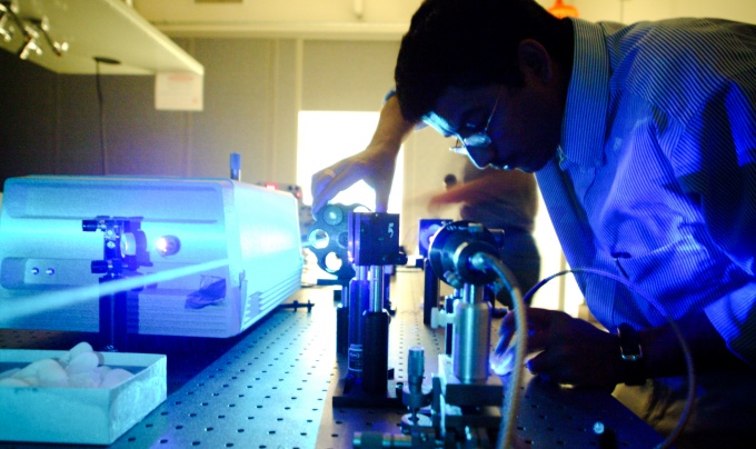 Facilities, Centers, Resources - Department of Chemistry - University ...