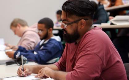 BA in Political Science - Department of Political Science - University ...