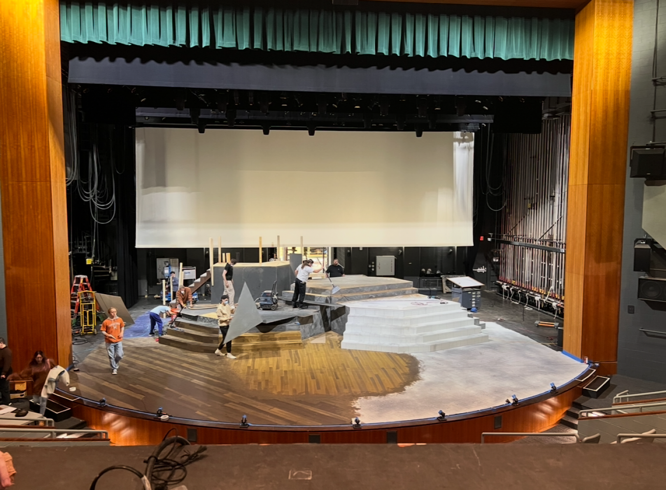 BFA in Theatre: Design and Technology - Department of Theatre and Dance ...